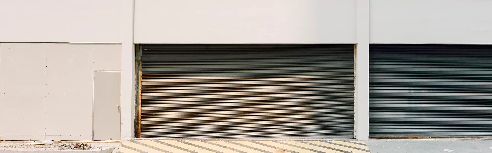 Handyman To Fix Garage Doors Port St Lucie, FL | Expert Handyman For ...